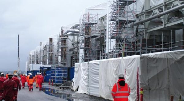 Industrial Scaffolding for Shipbuilding & Offshore | Layher NA